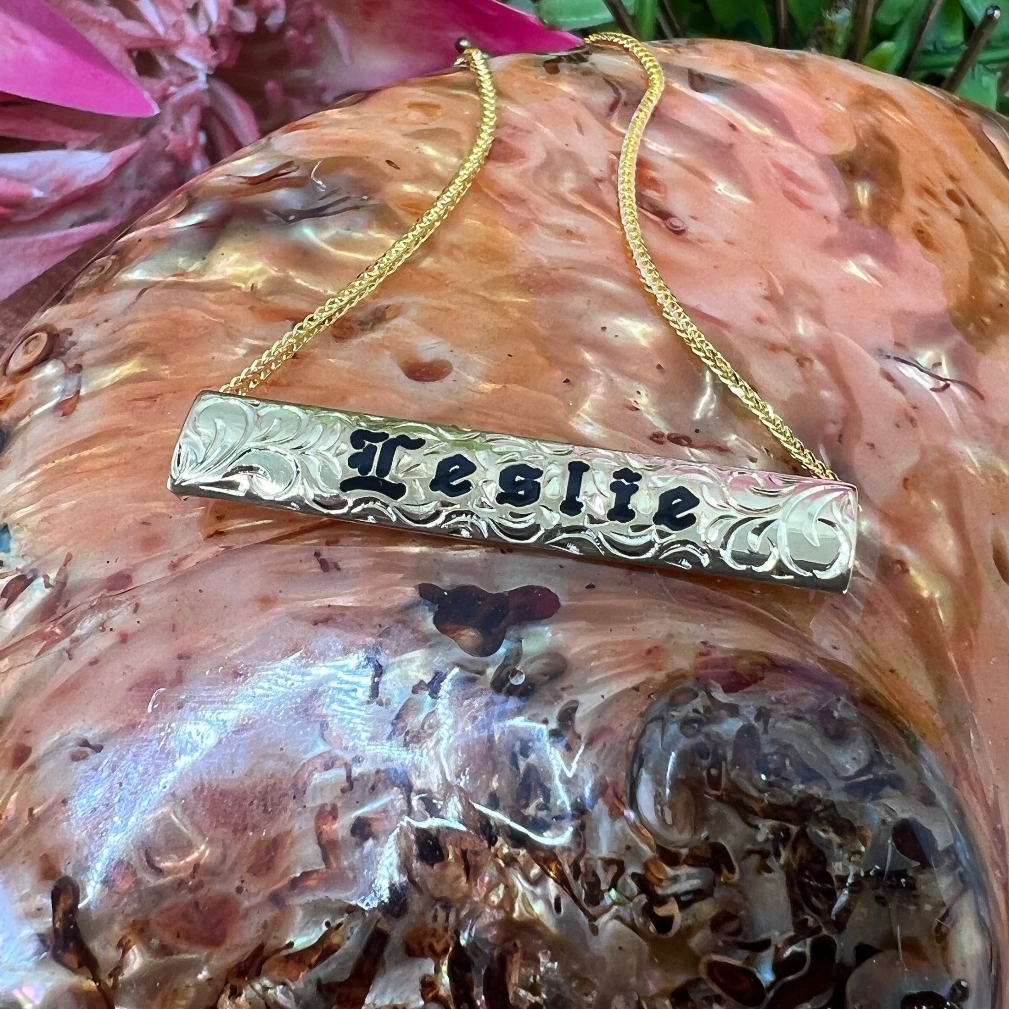 Custom Hawaiian Scroll 8mm Nameplate – Showcase Hawaii