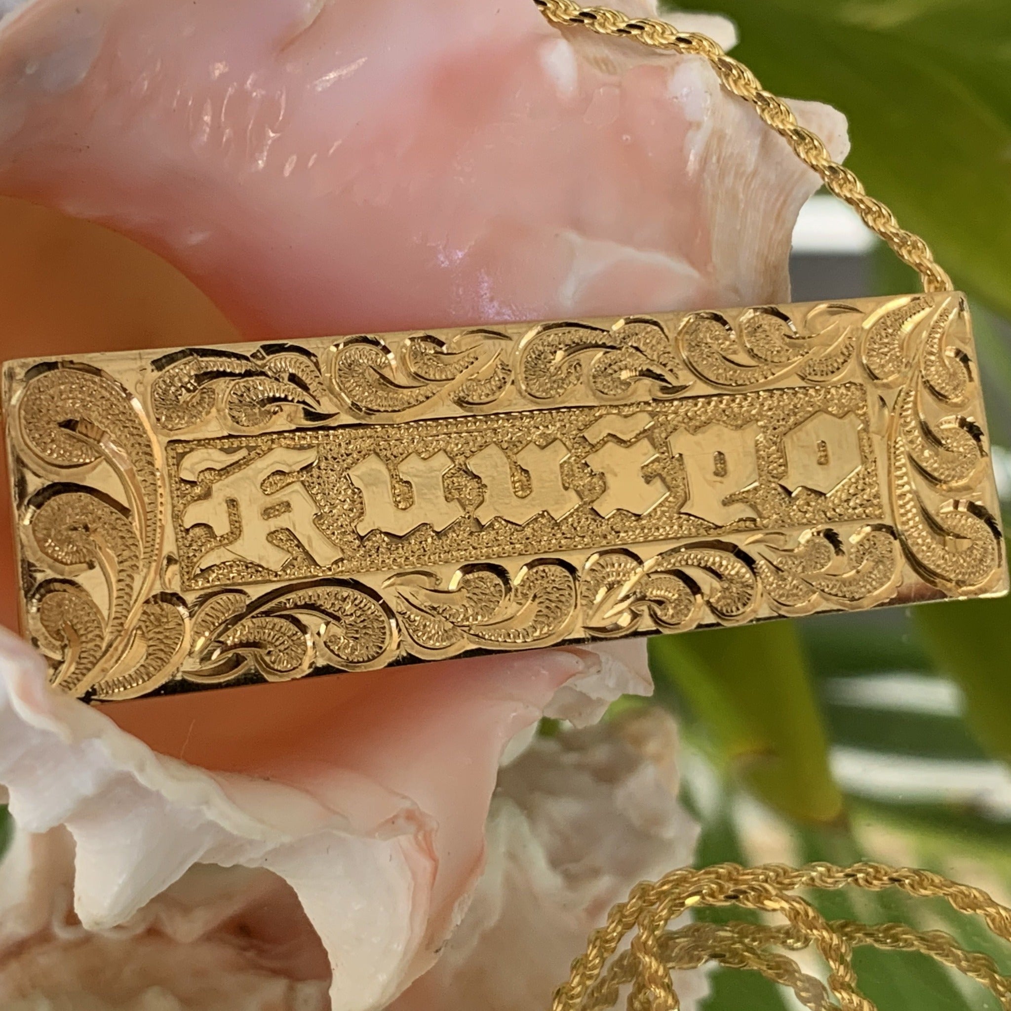 Custom Hawaiian Heirloom 18MM Nameplate – Showcase Hawaii