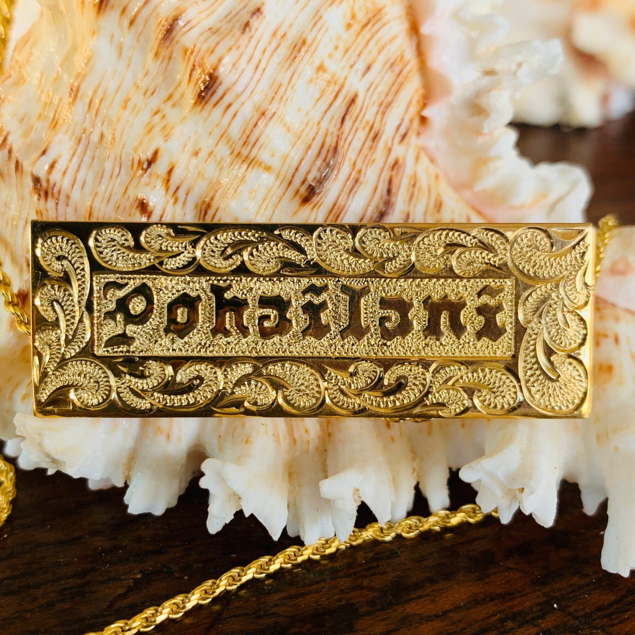 Custom Hawaiian Heirloom 18MM Nameplate – Showcase Hawaii